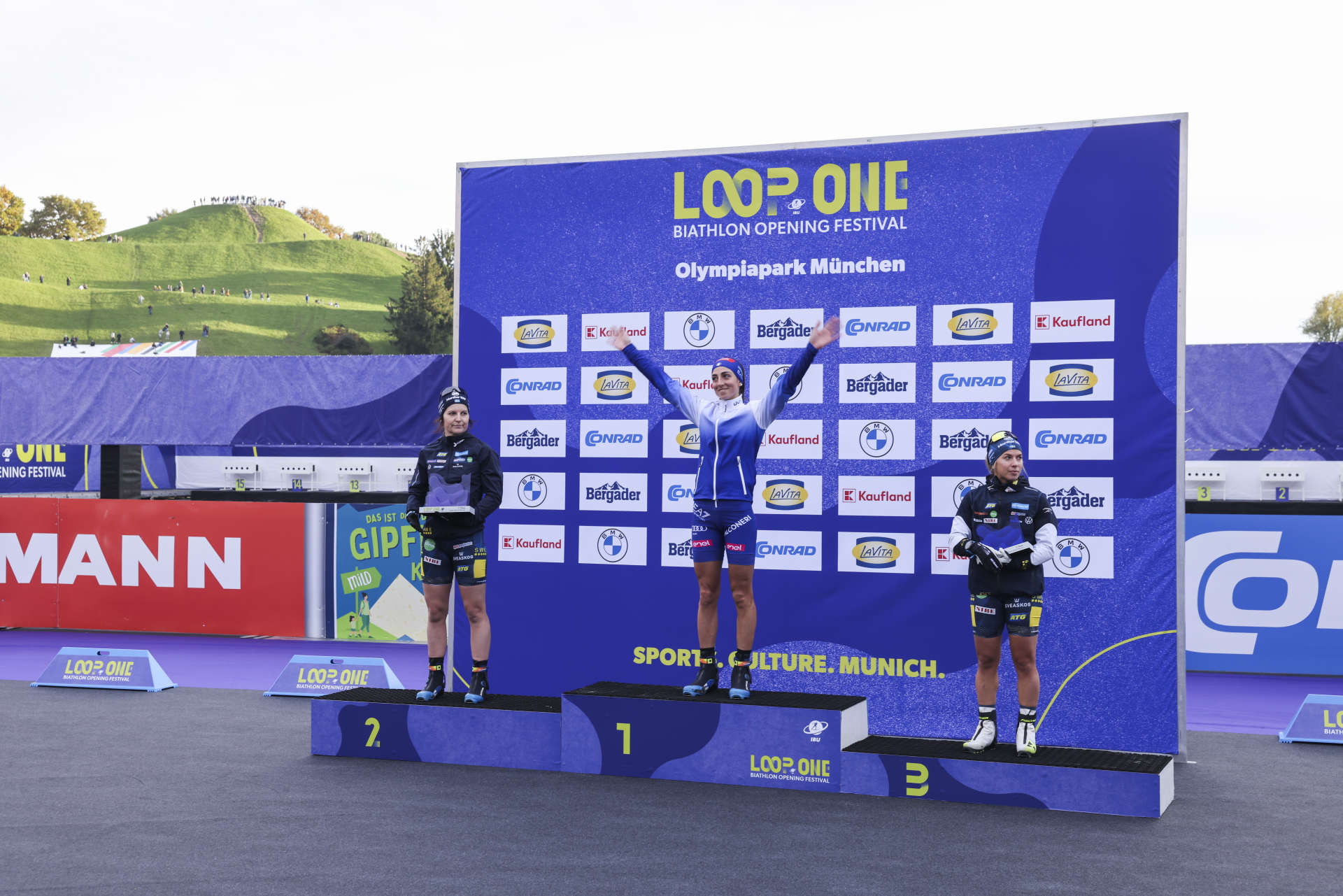 Perfect Lisa Vittozzi Victorious in Loop One Super Sprint