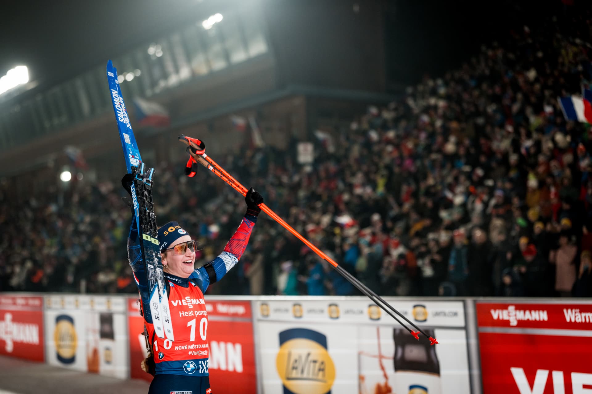 Julia Simon Powers Past Rivals, Wins Thrilling Nove Mesto Mass Start in ...